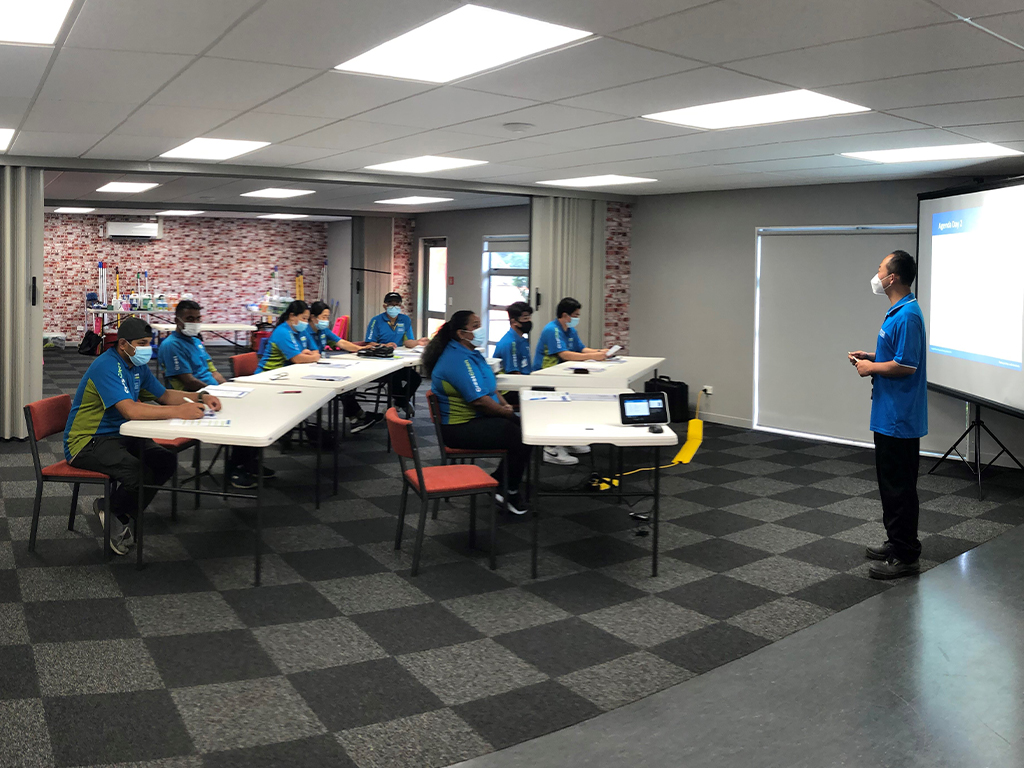 Waikato franchise teams complete Module 1 training - CrestClean ...
