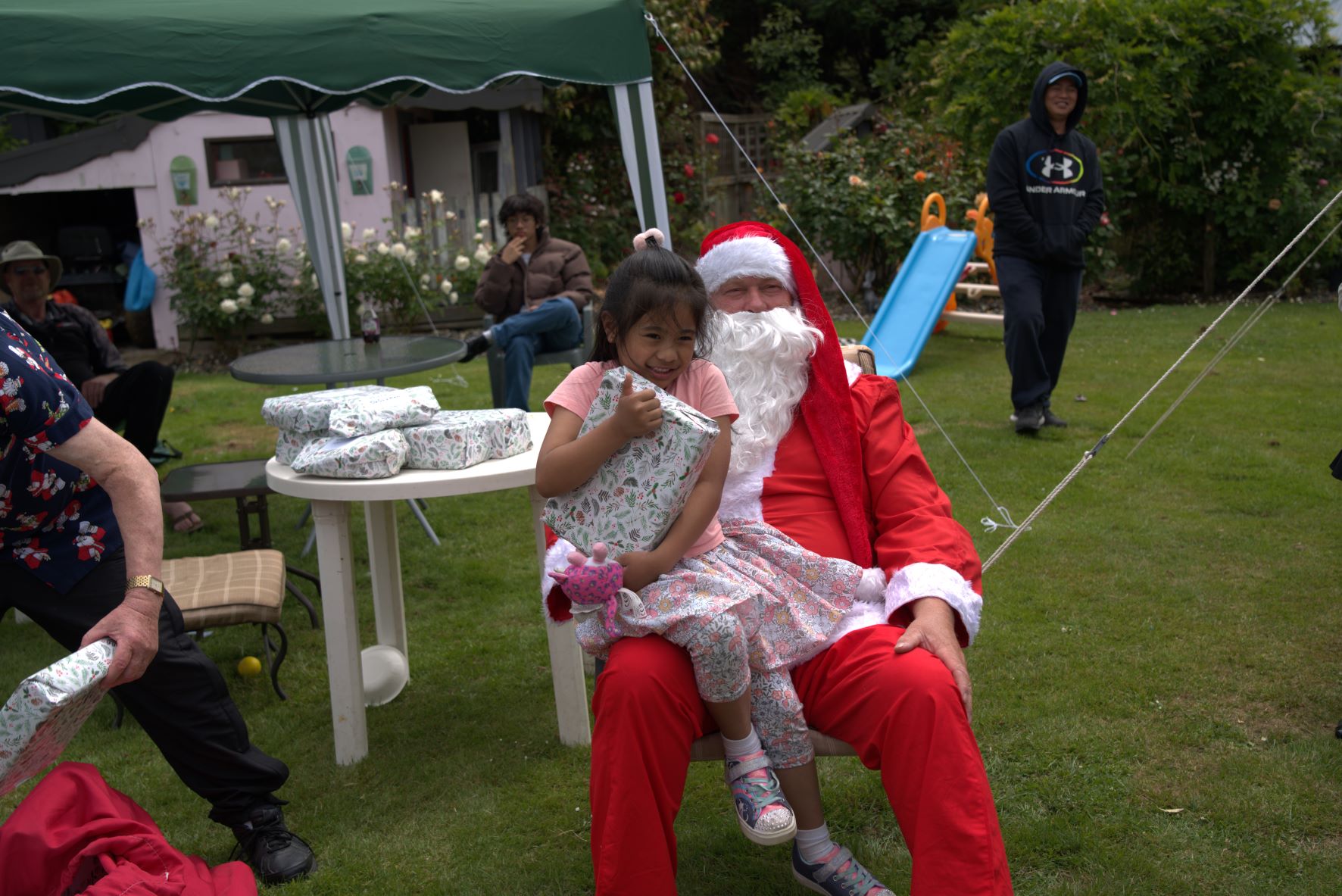 Santa makes special appearance at CrestClean’s Invercargill Christmas ...