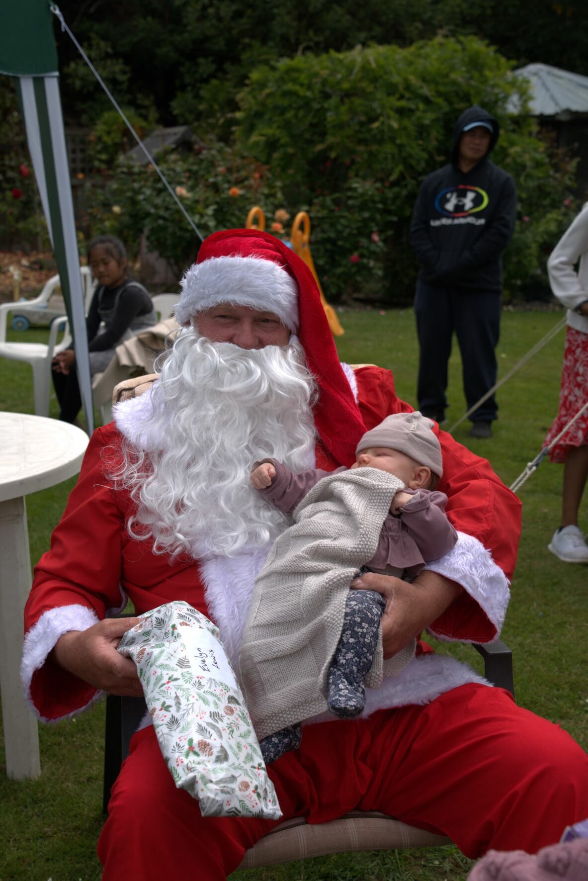 Santa makes special appearance at CrestClean’s Invercargill Christmas ...